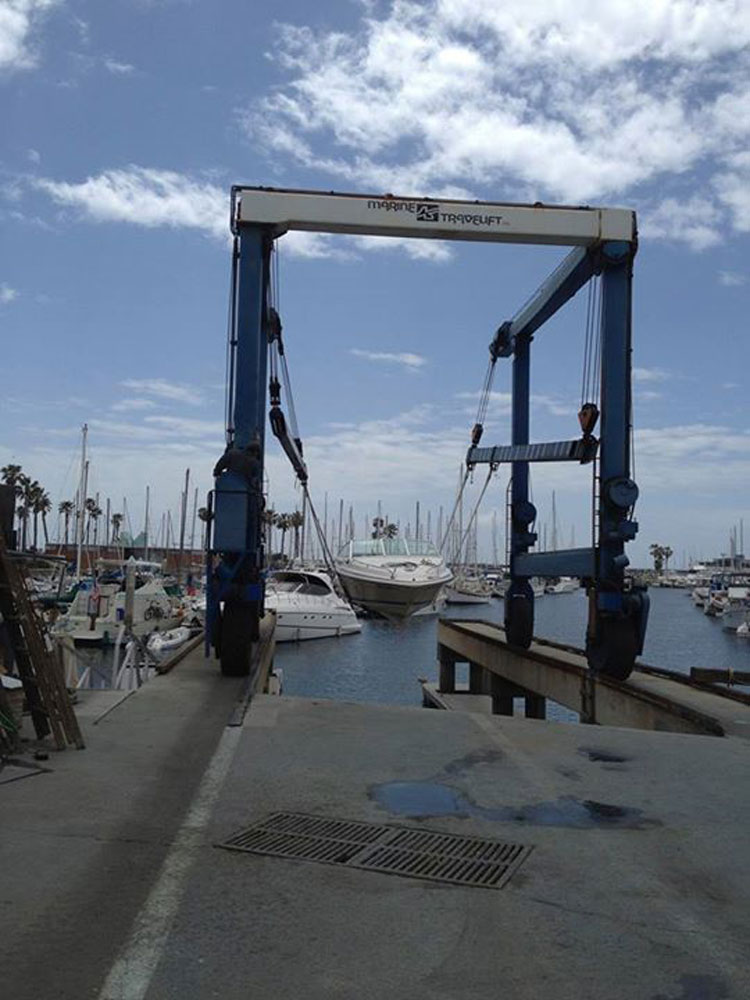 Redondo Beach hoist could be re-opened Oct. 15 | The Log